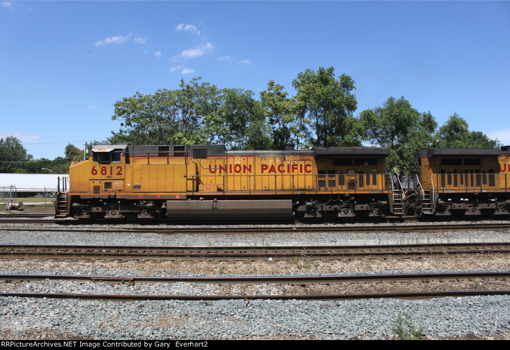 UP 6812 - Union Pacific
